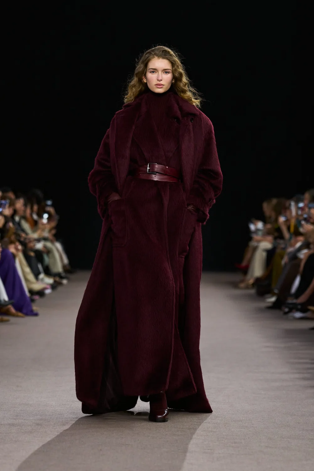 Max Mara 2025AW COLLECTION RUNWAY │ QUI - Fashion & Culture media